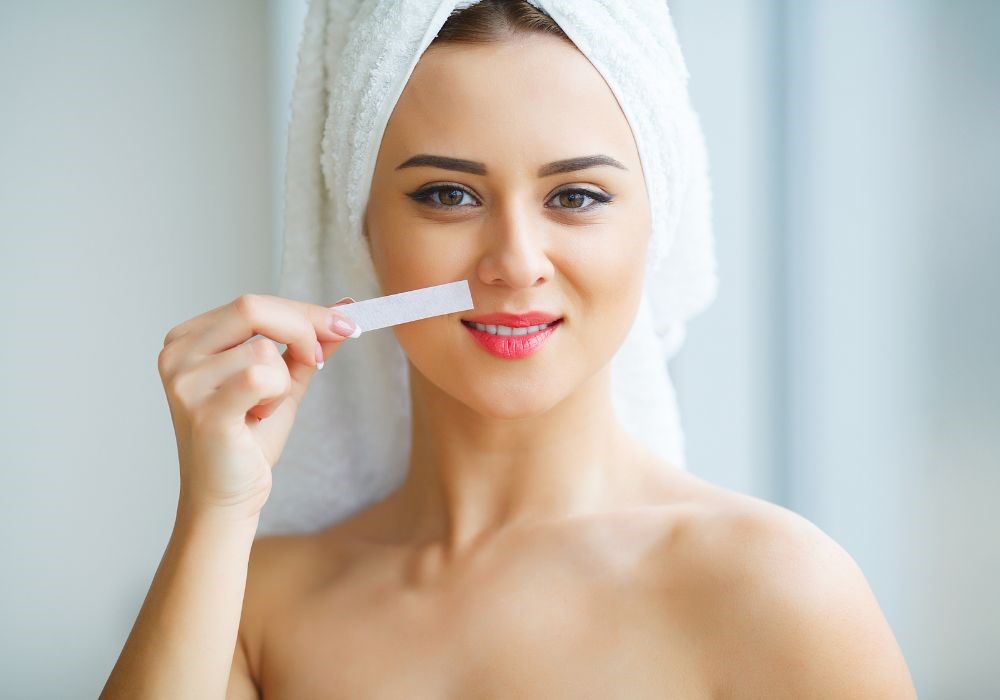 Eliminazione Peli Viso: Soluzioni Efficaci per Donne